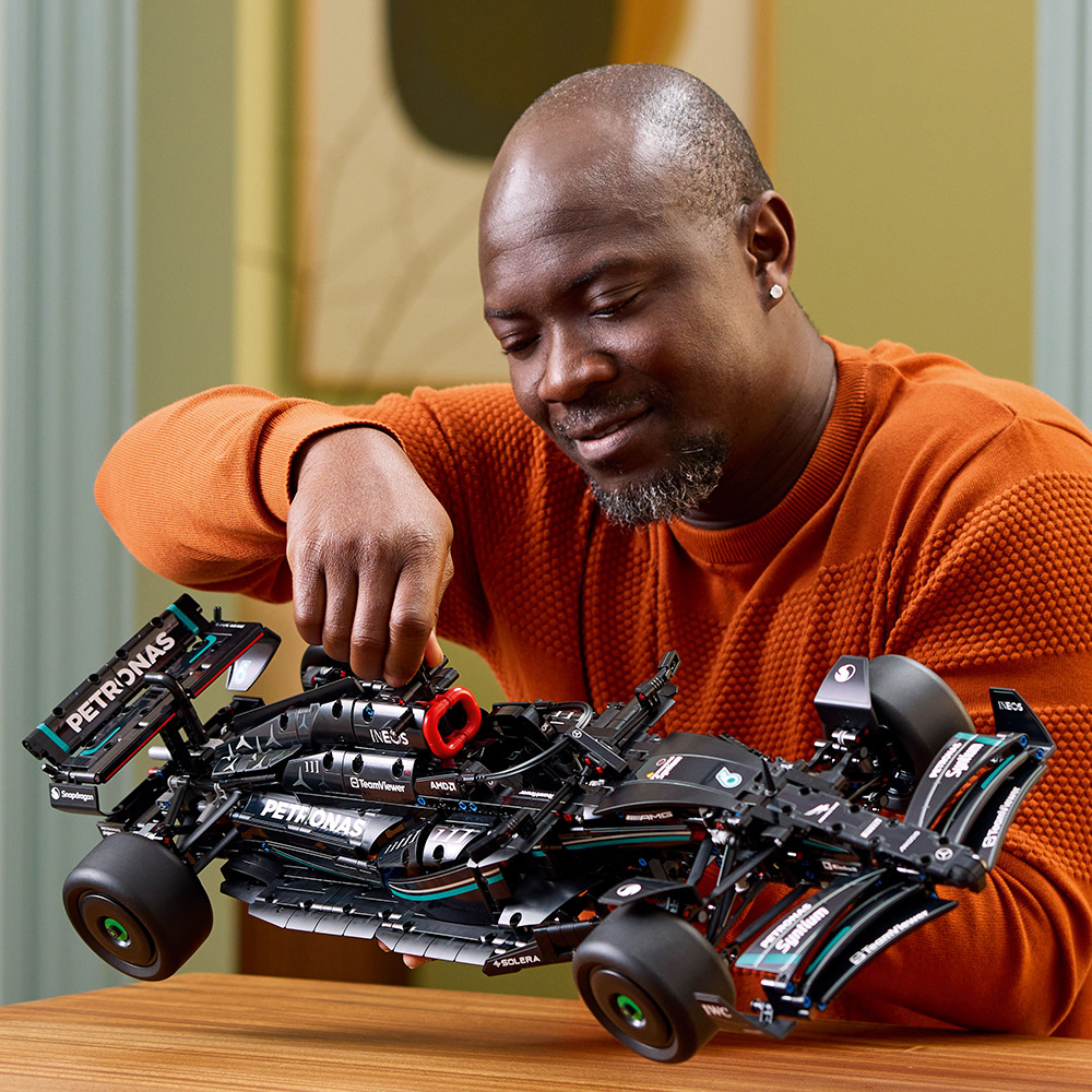 LEGO 42171 MERCEDES-AMG F1 W14 E PERFORM - Ringo.no