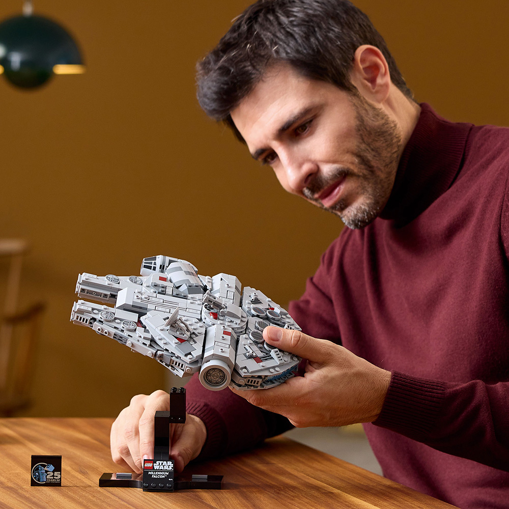 LEGO 75375 MILLENNIUM FALCON - Ringo.no