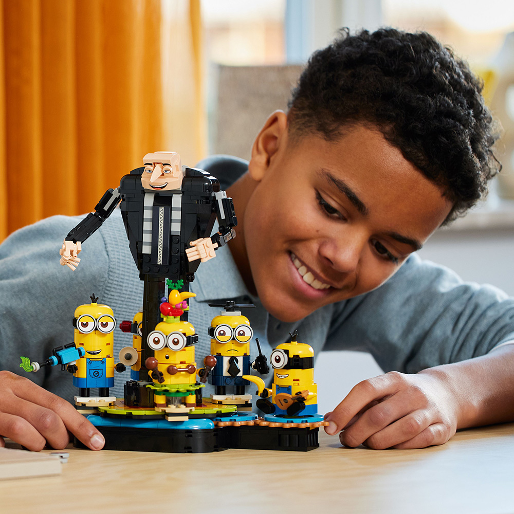 LEGO 75582 KLOSSEBYGD GRU OG MINIONS. - Ringo.no