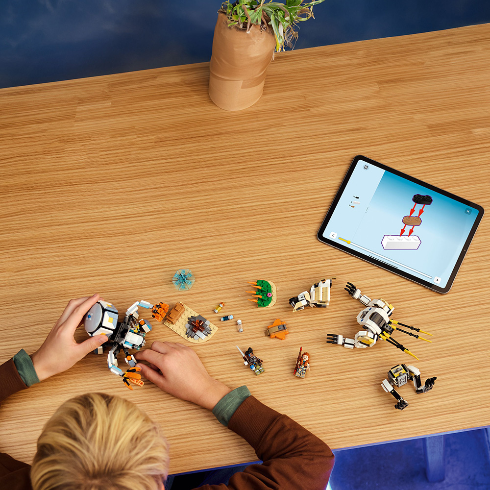 LEGO 77037 ALOY OG VARL MOT SKALLVANDRER - Ringo.no